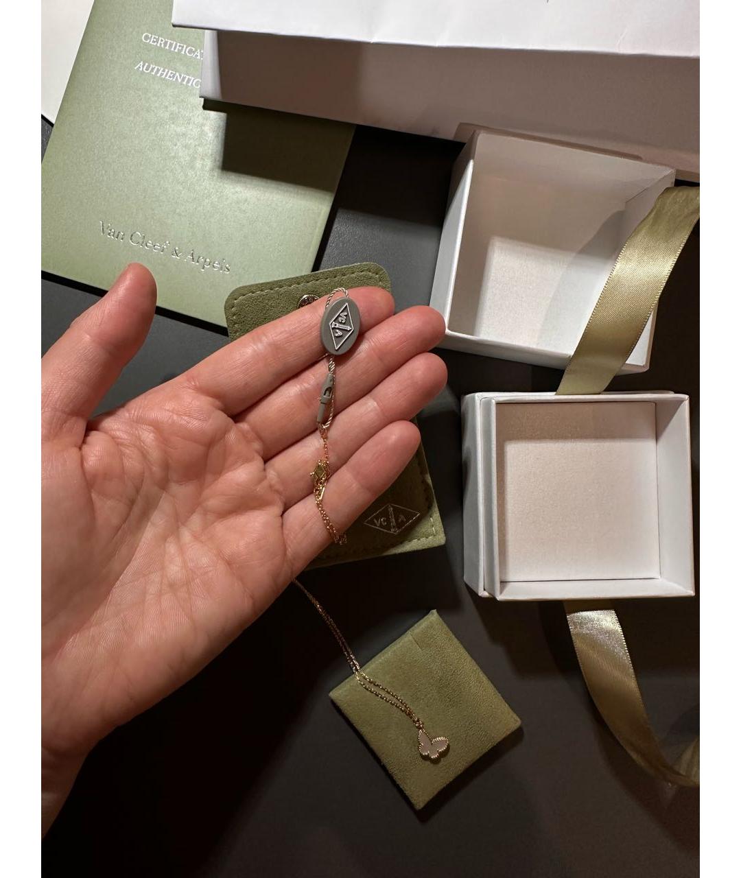 VAN CLEEF & ARPELS Желтая подвеска из желтого золота для женщин ...